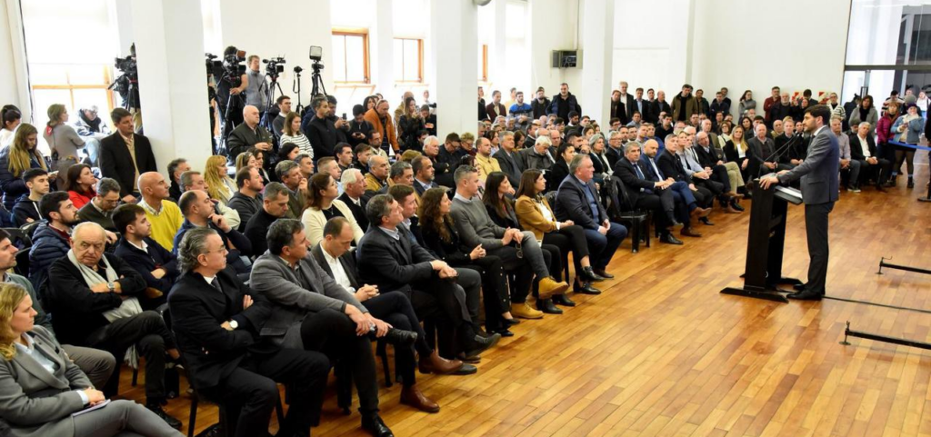 El gobierno de Santa Fe anunció una inversión de 196 mil millones de ...